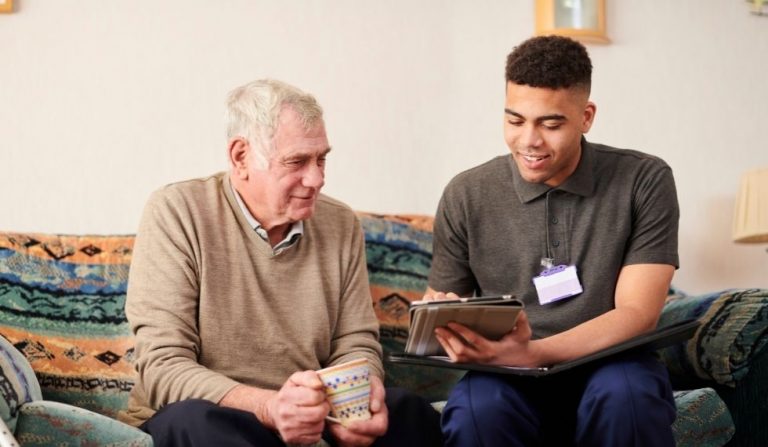 CYCW Vs. PSW: What’s the Difference? | Eastern College